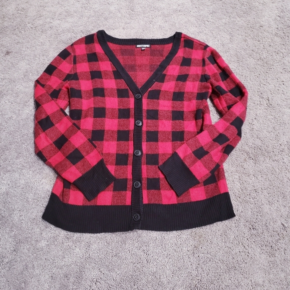 Hot Topic | Sweaters | Hot Topic Plaid Cardigan | Poshmark